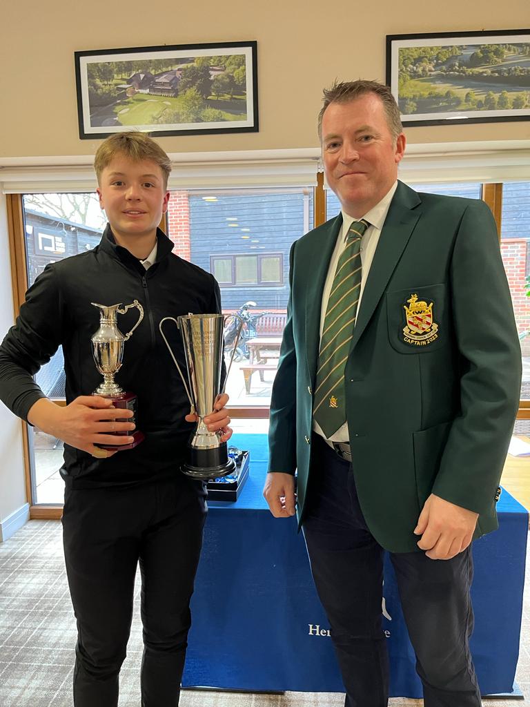 Gales blow Bloxham to victory in Schools Scratch Championship ...